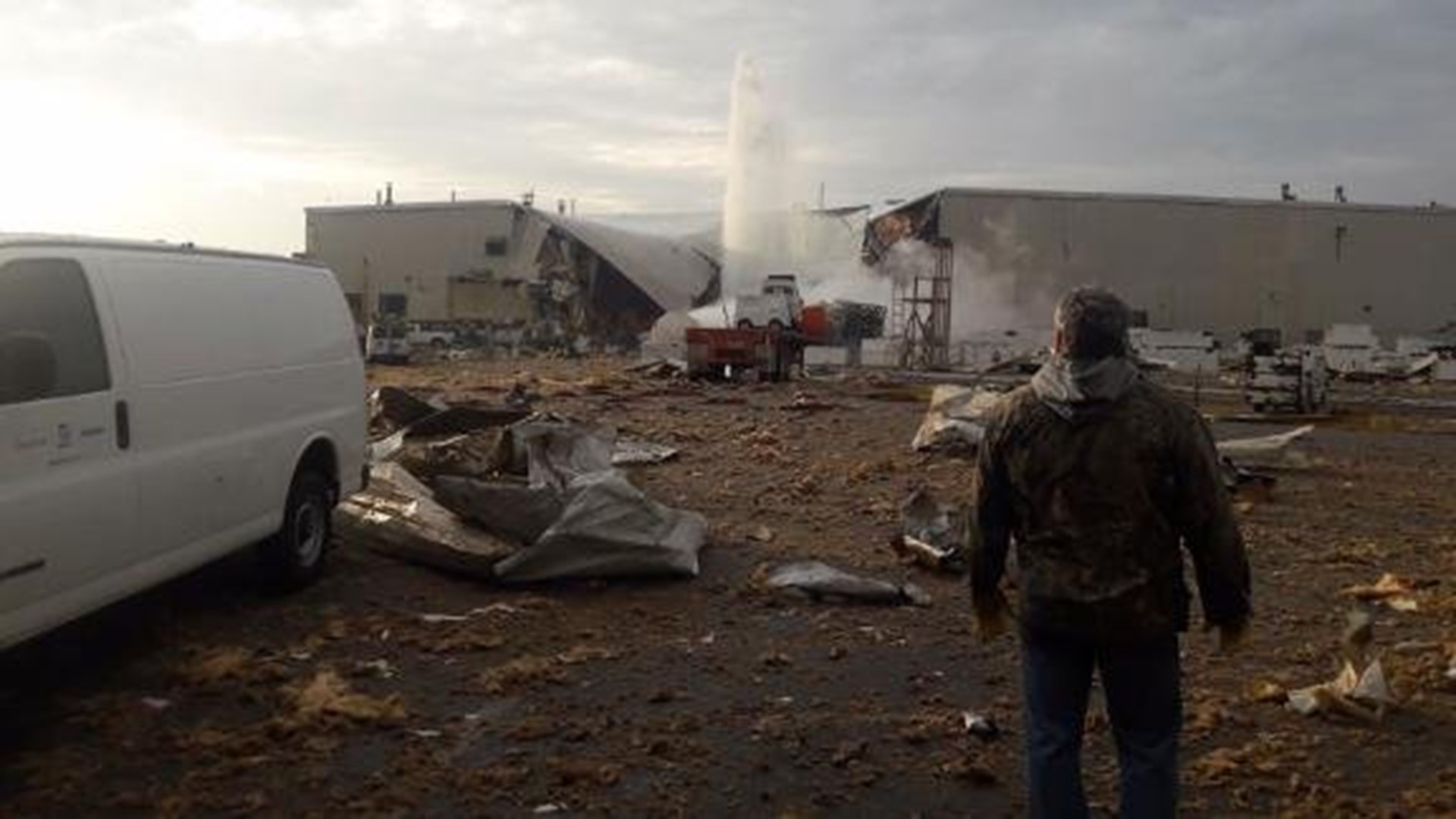 Multiple people were injured in an explosion at an aviation ...