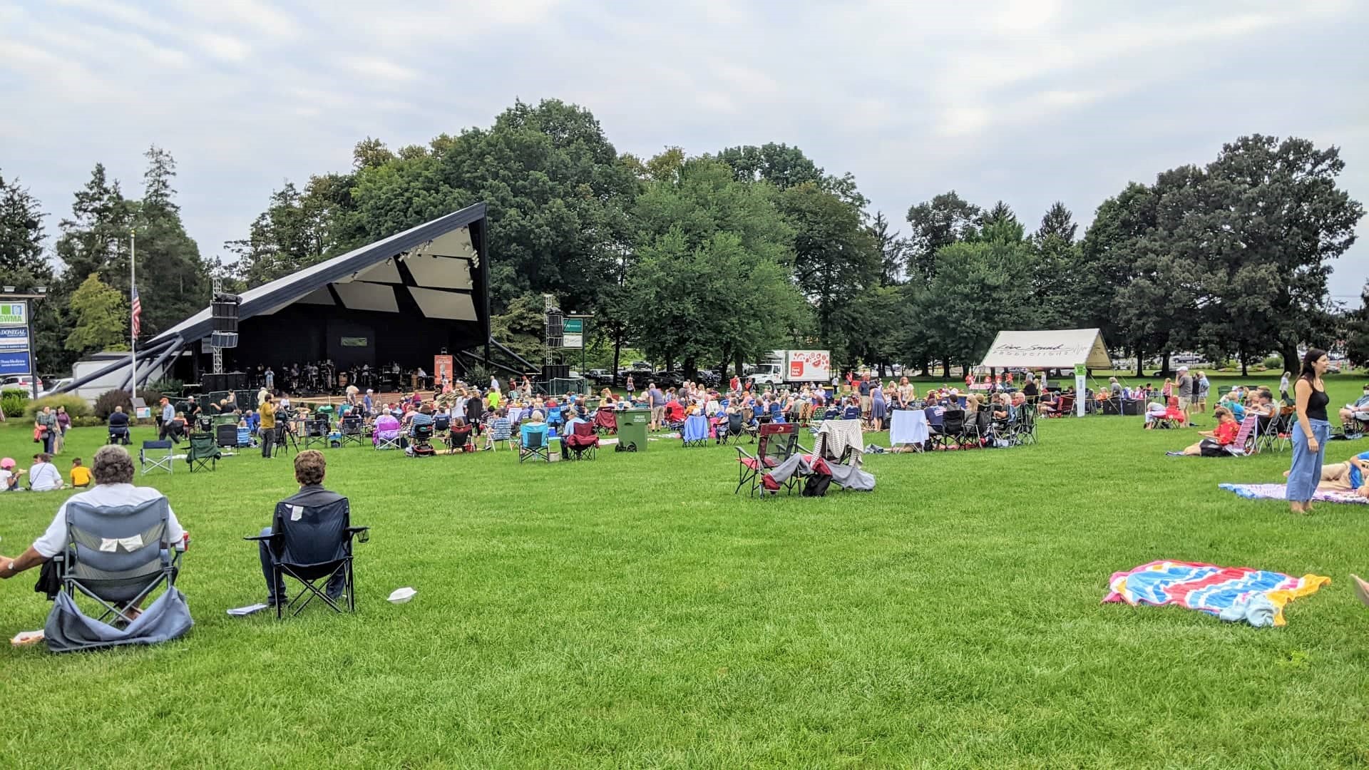 Here's the 2026 Long's Park Summer Music Series lineup | fox43.com