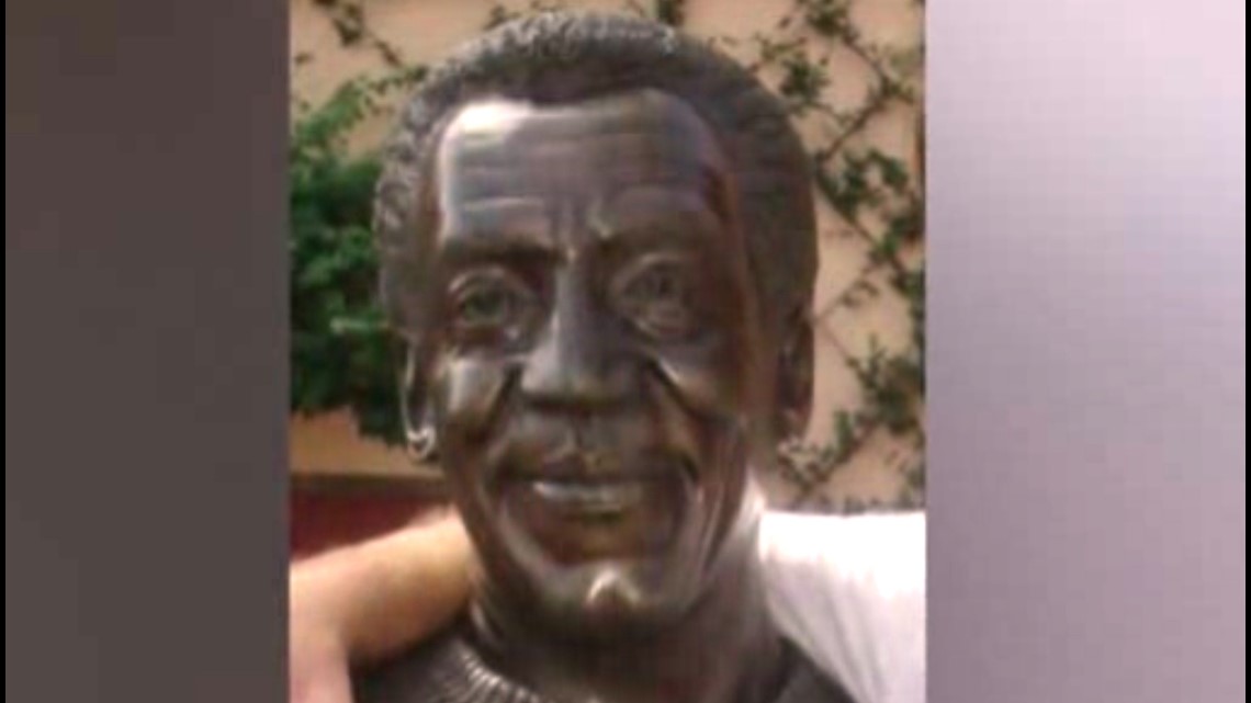 Bill Cosby statue removed from Walt Disney World | fox43.com