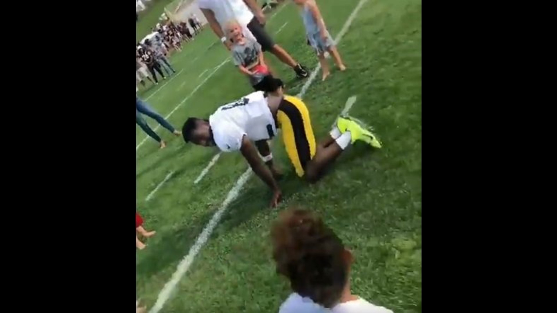 Video shows Ben Roethlisberger’s son throw a pass to Antonio Brown’s ...