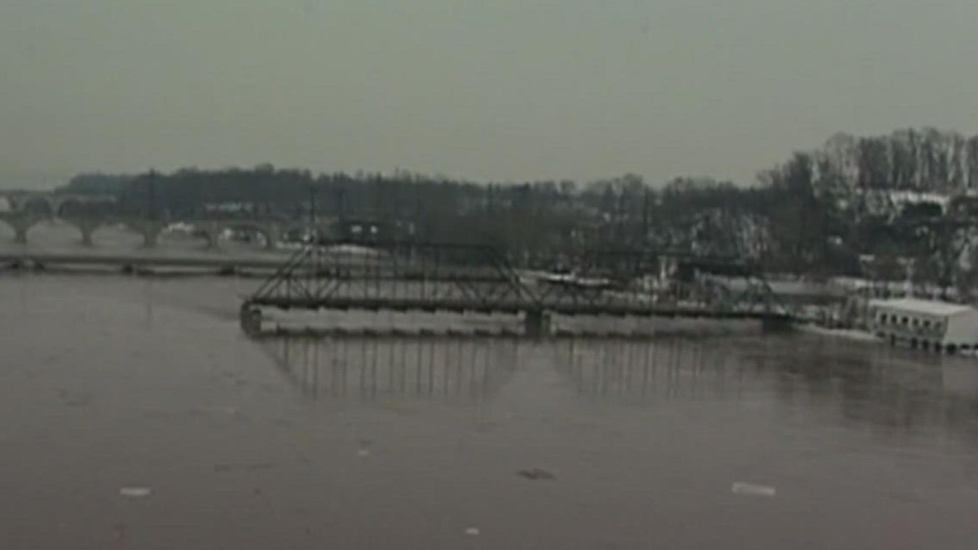 Harrisburg crews respond to single vehicle crash with entrapment ...