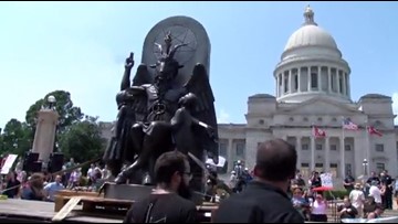 Satanic Temple unveils statue of Baphomet at protest of Ten ...