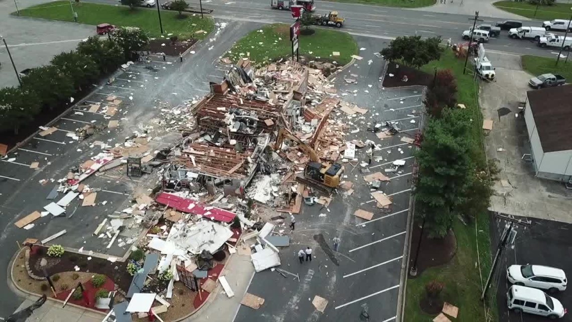 Surveillance video shows moment KFC is destroyed by explosion | fox43.com