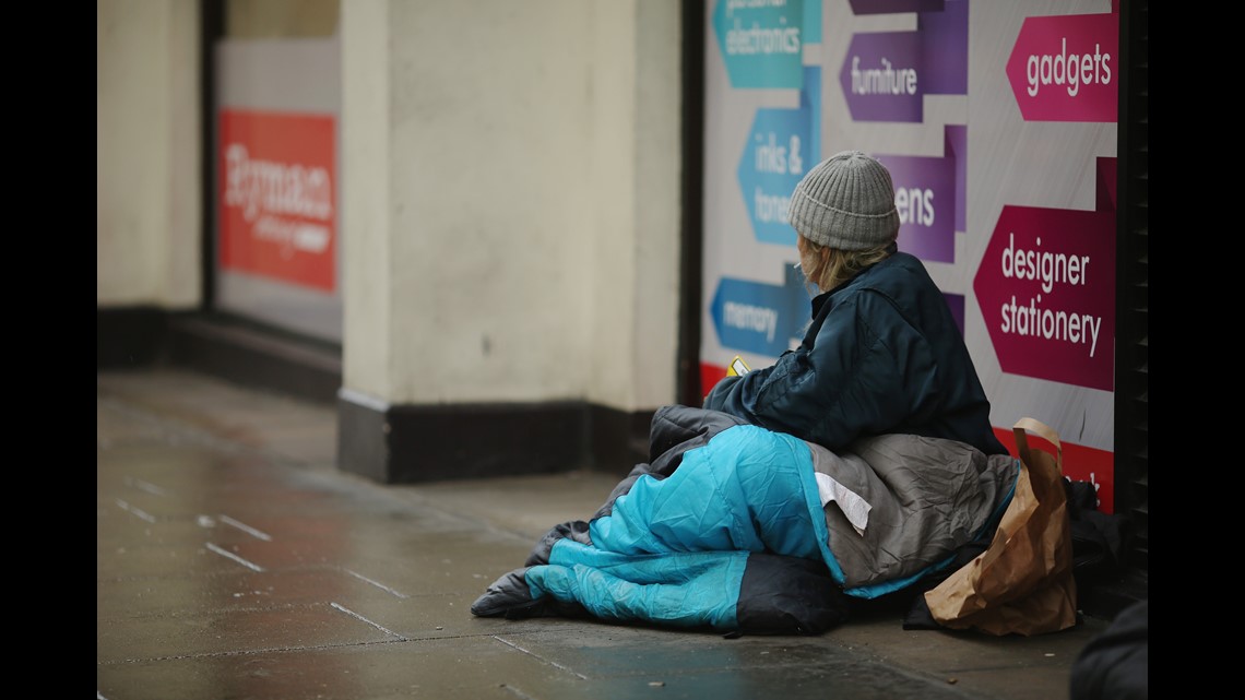 Muslim restaurant to feed the homeless and elderly for free on ...