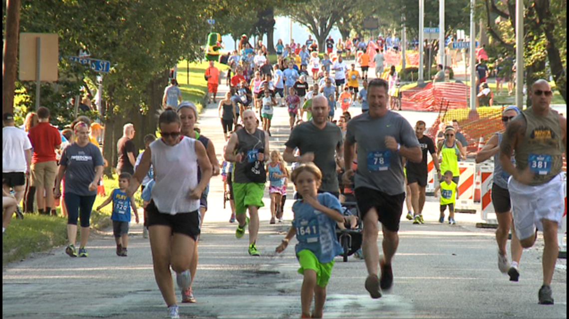 Runners turn out for Harrisburg Mile | fox43.com