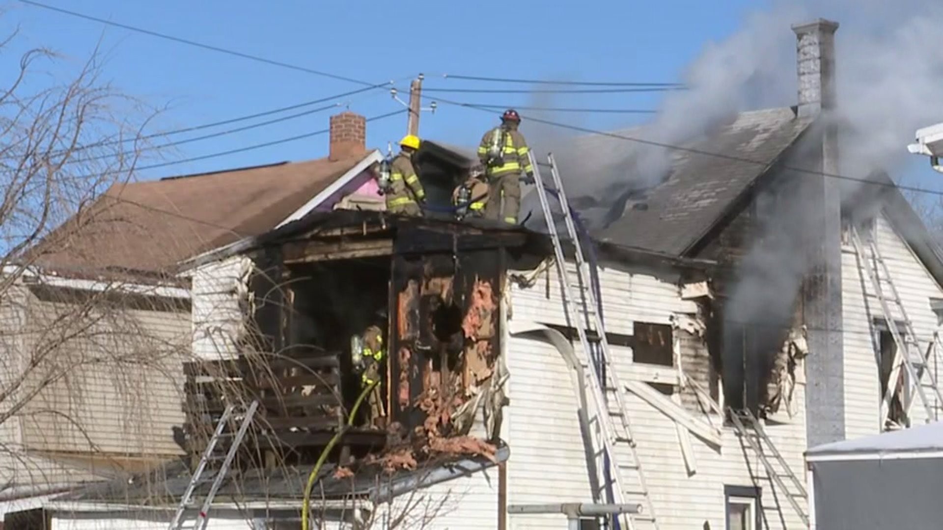 No injuries suffered after house fire in Hummelstown | fox43.com