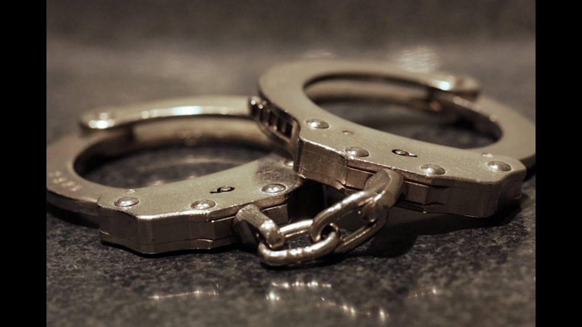 Mechanicsburg man facing charges after punching state trooper in the ... Mechanicsburg man facing charges after punching state trooper in the ...
