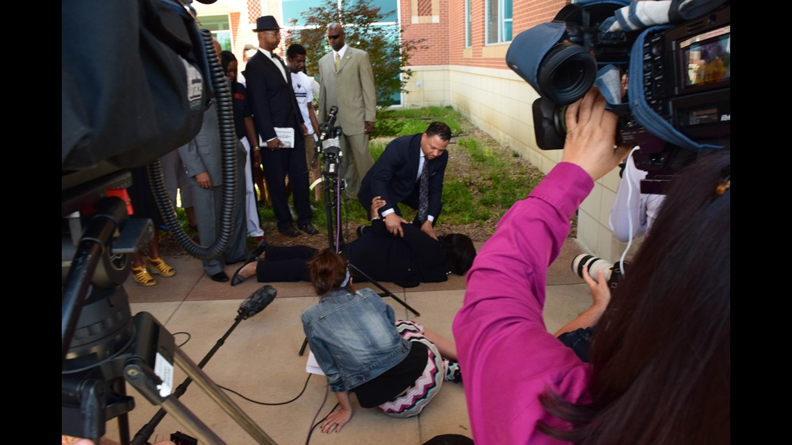 Texas teen tackled by police officer at pool party files federal ...