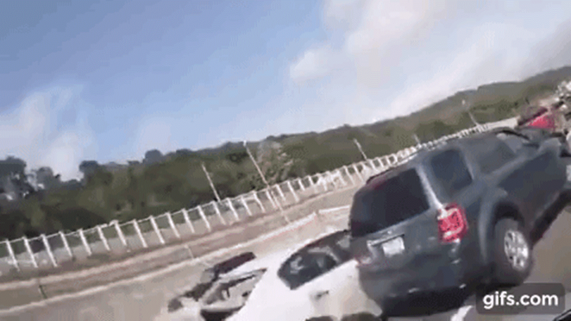Dashcam video captures highway pileup, dramatic rescue after car ...