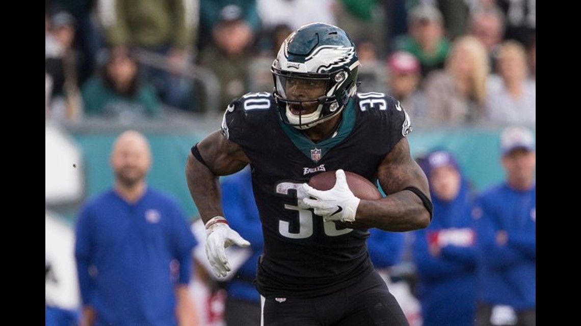 Eagles place Corey Clement, Josh Sweat on IR | fox43.com
