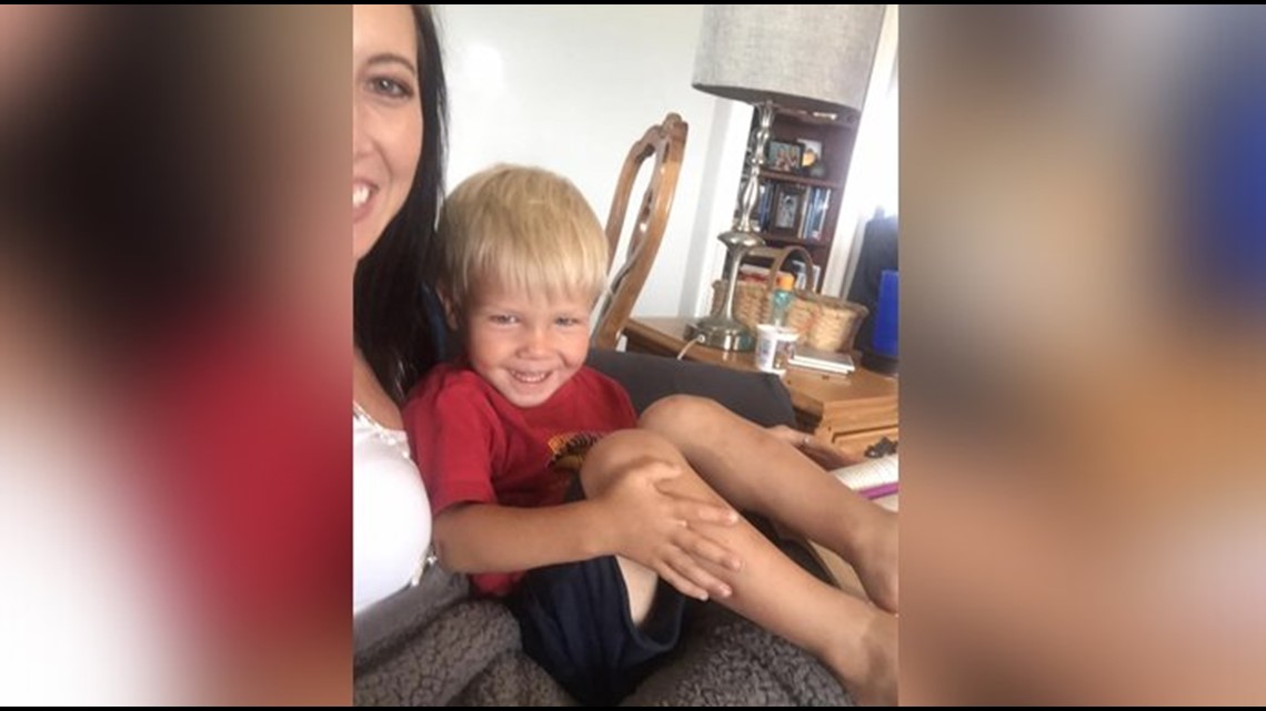 Boy dies after getting neck stuck in car window | fox43.com