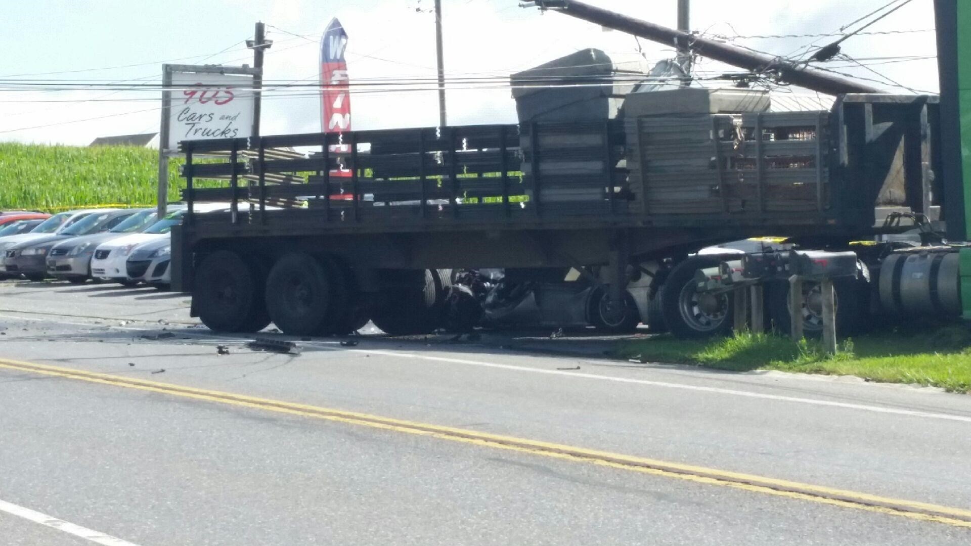 Police say 1 woman killed, 2 children seriously injured in crash on ...