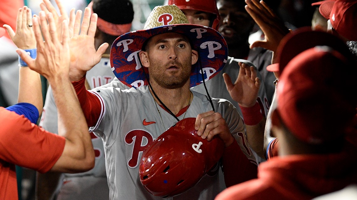 Surging Phillies win 5th in a row, rally past Nationals 12-6 | fox43.com