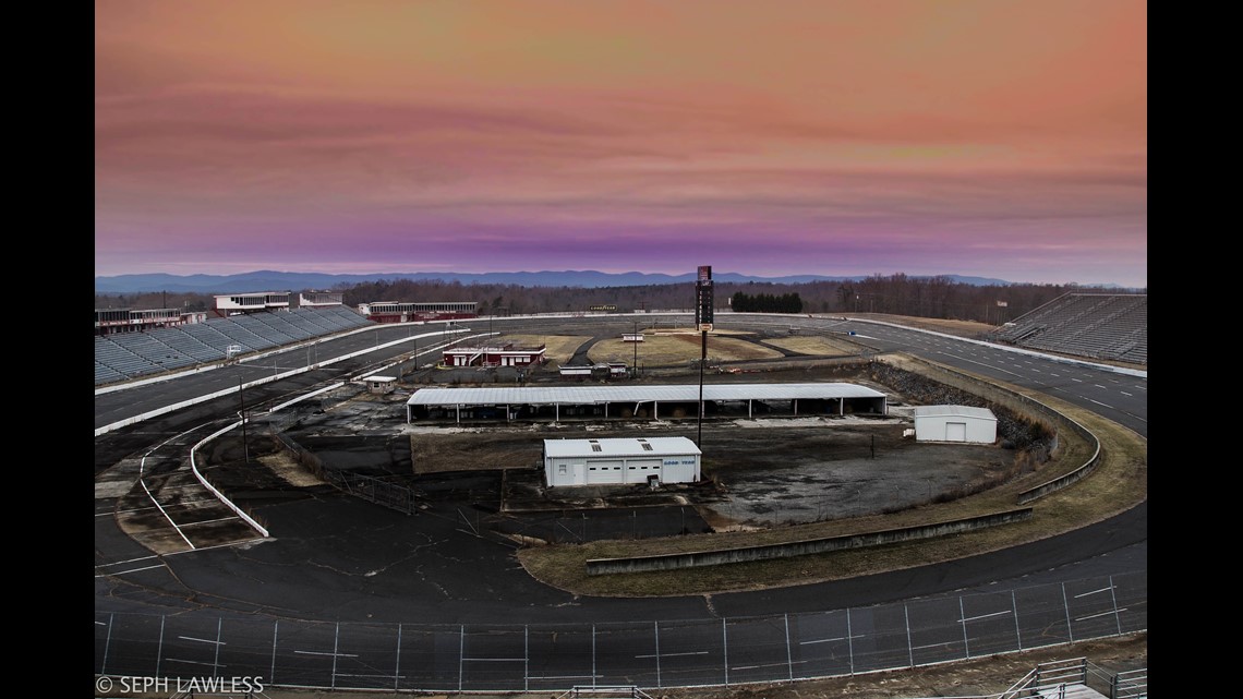 Photos show now-abandoned NASCAR track lying in ruin | fox43.com