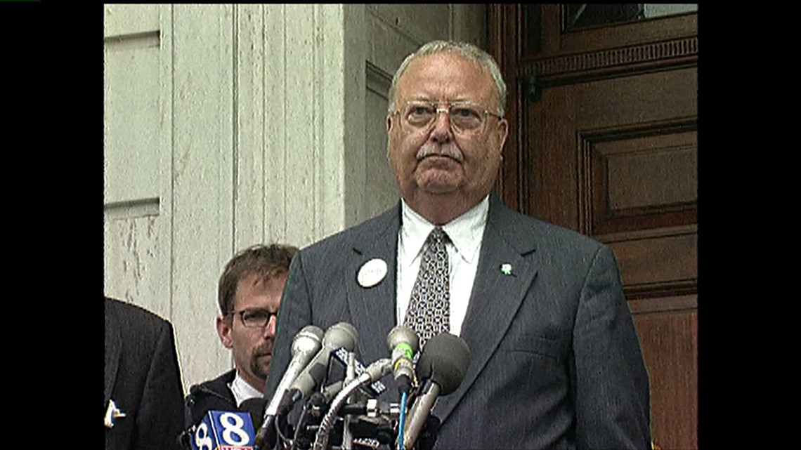 Former York Mayor Charlie Robertson dead at 83 | fox43.com