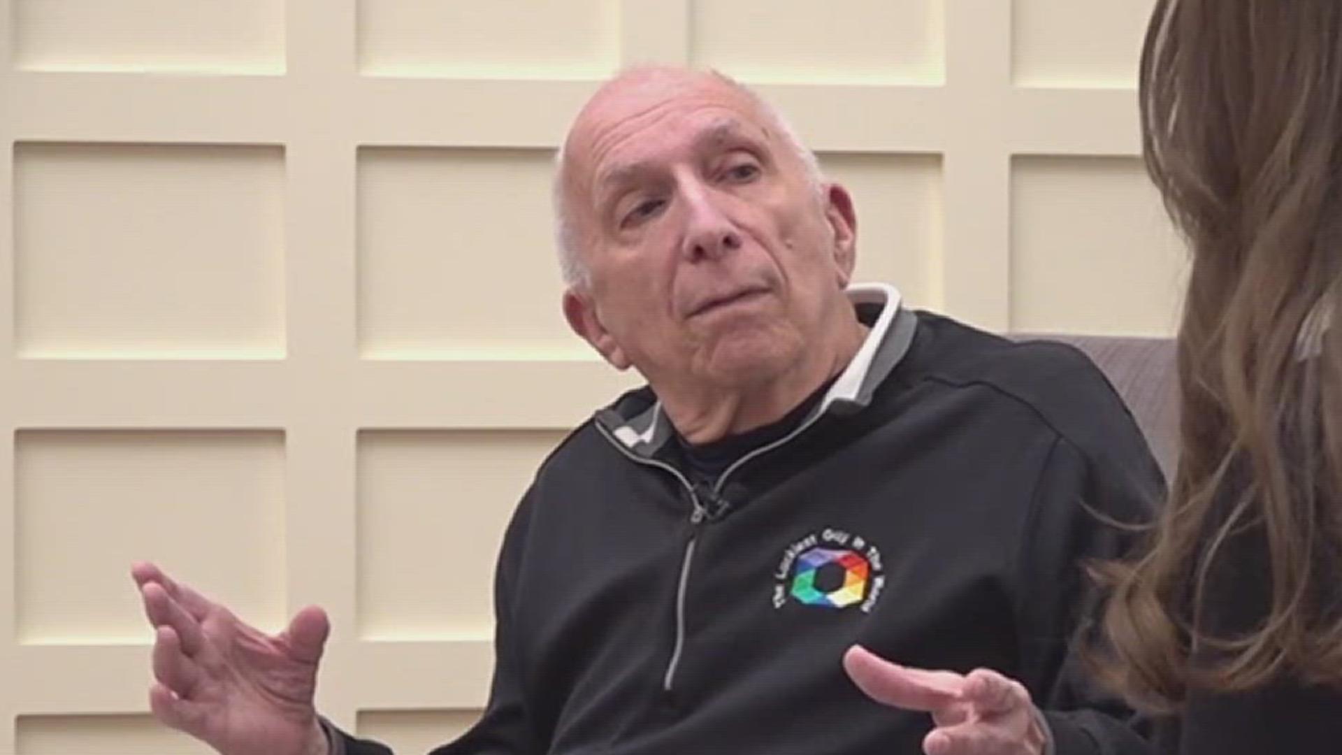 Warriors star Jimmy Butler goes down with right knee injury in win over ...