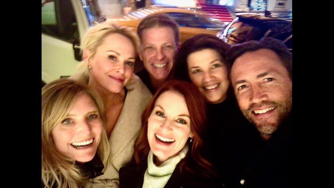 ‘Melrose Place’ cast members reunite for dinner in New York | fox43.com