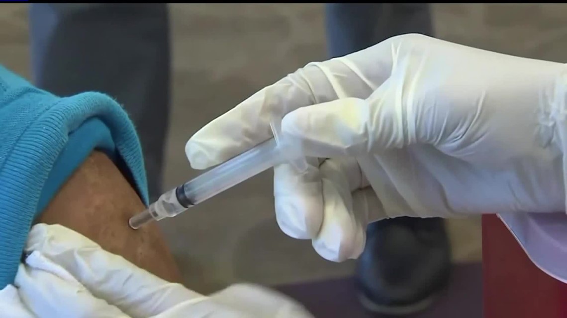 Early rush on flu shots forces some pharmacies to beef up orders ...