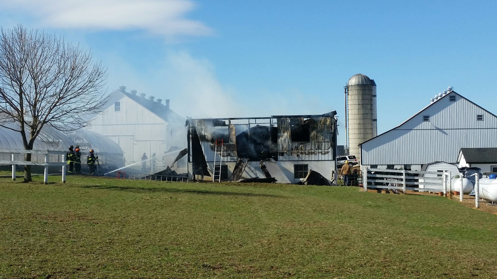 Crews respond to scene of fire in West Hempfield Township | fox43.com
