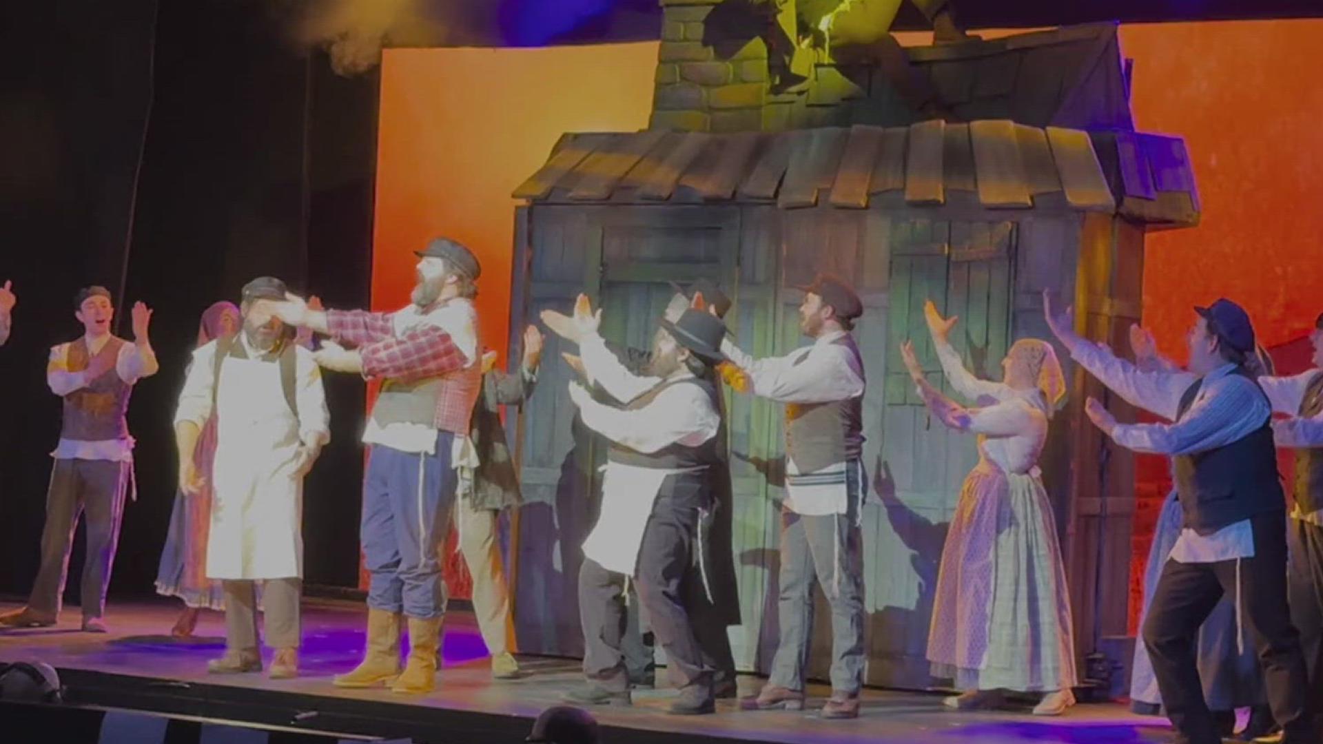 'Fiddler on the Roof' at Dutch Apple Dinner Theatre | Center Stage ...