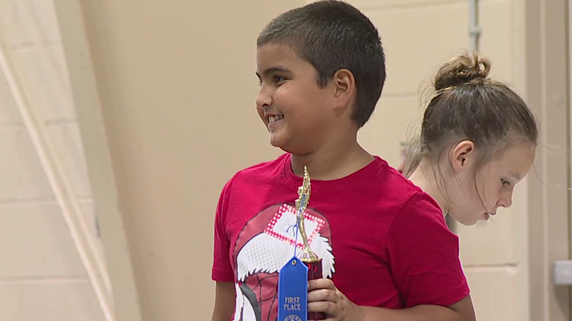 Kids take part in Lebanon Area Fair Tractor pull | fox43.com