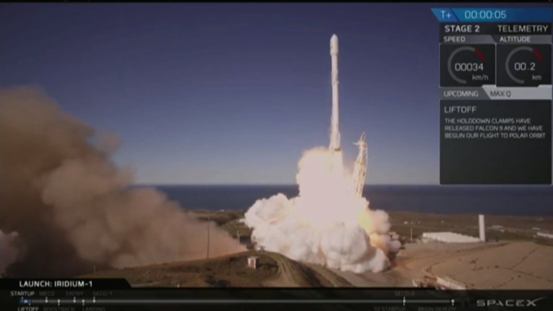 SpaceX returns to flight, nails rocket landing | fox43.com