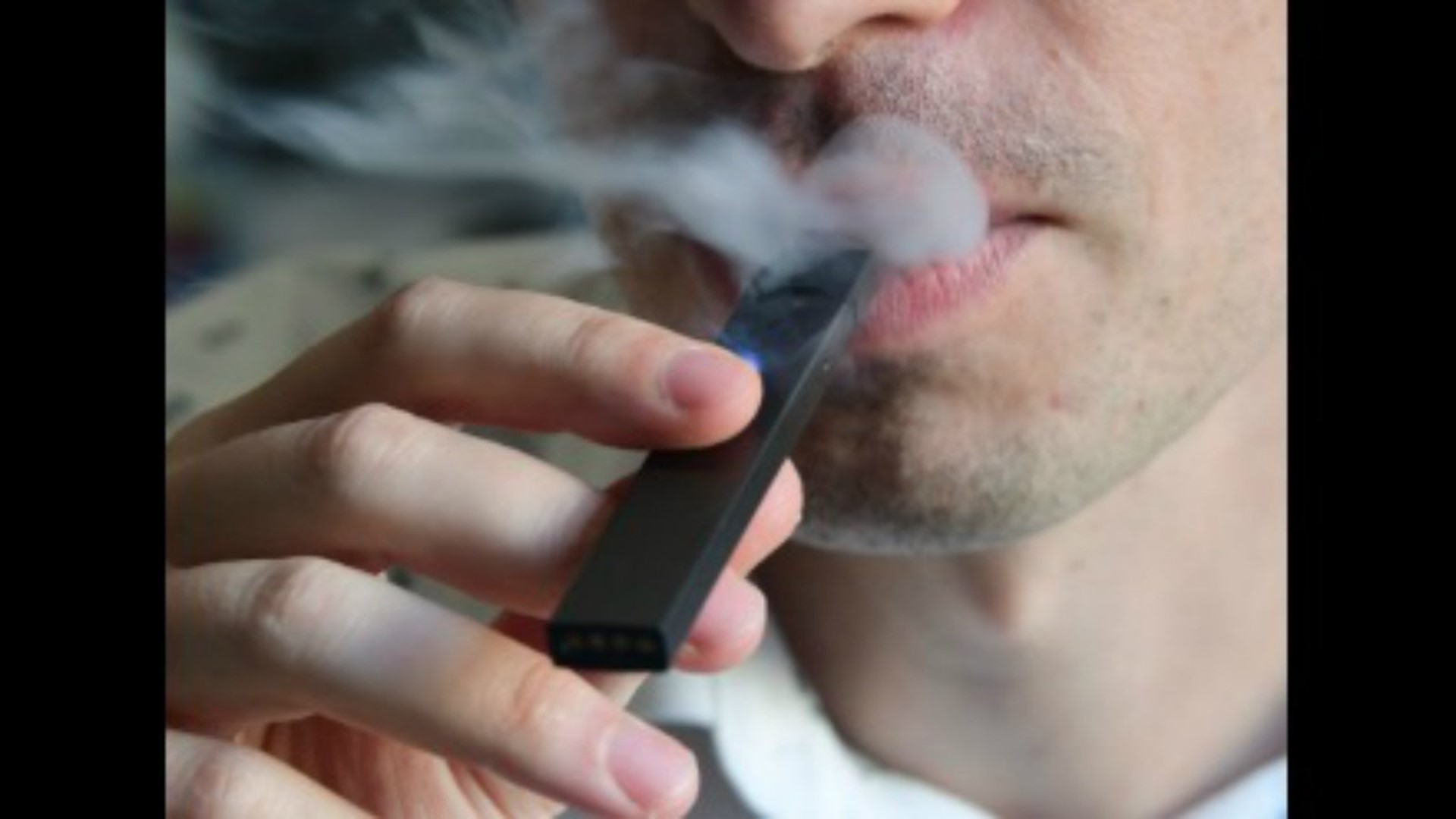 Vaping lung injury cases now top 2,000, CDC says | fox43.com