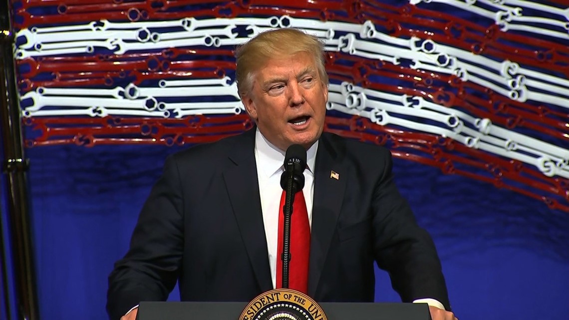 Trump asked DNI, NSA to deny evidence of Russia collusion | fox43.com