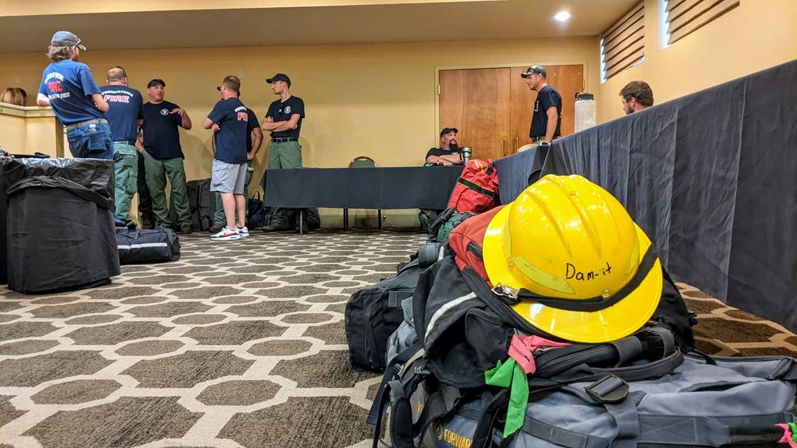 Pa. firefighters head out West to battle raging wildfires | fox43.com