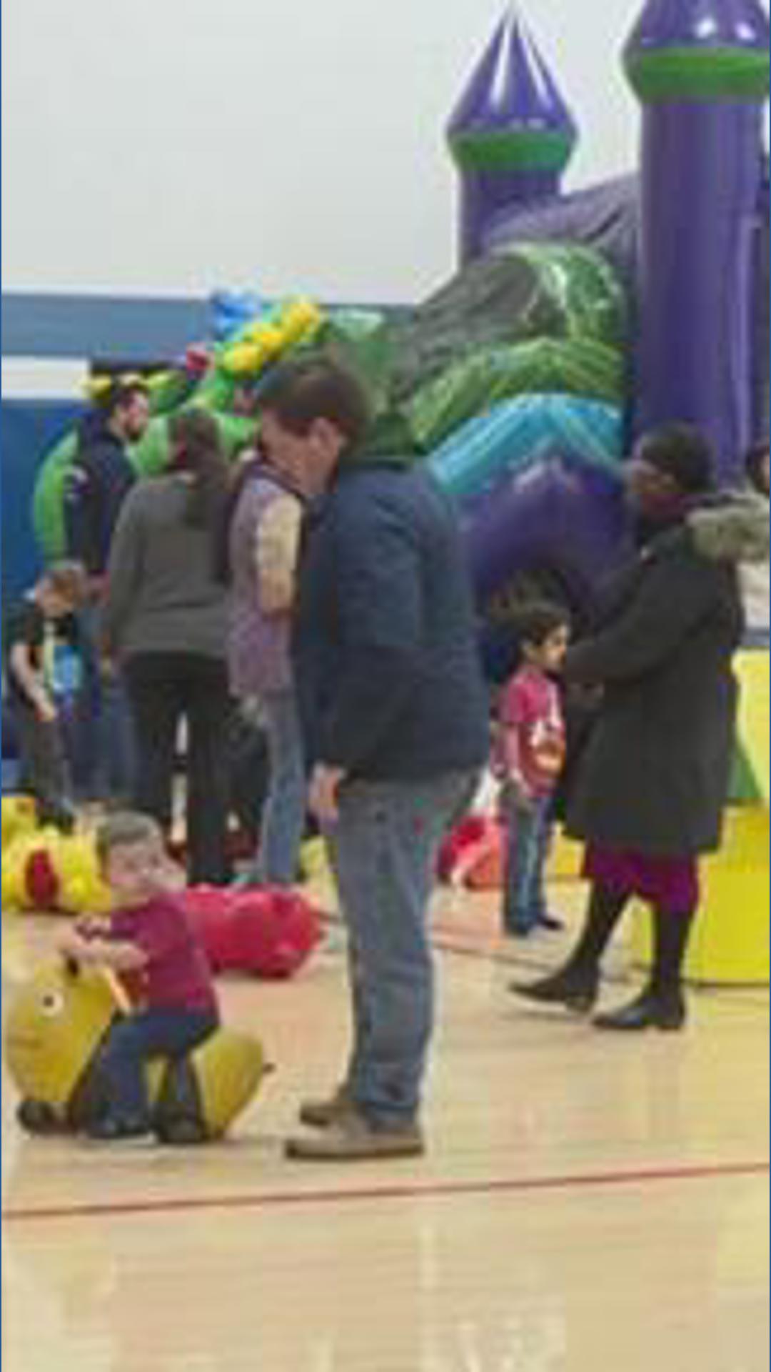 York JCC hosts fairy tale-themed Purim celebration | fox43.com