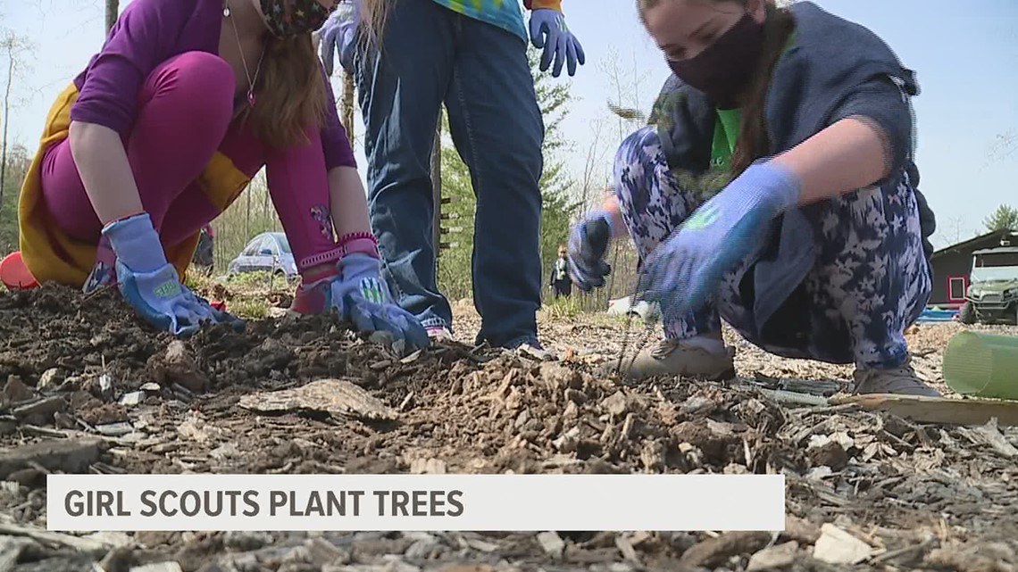 Girl Scouts in the Heart of Pennsylvania plants 100 trees at Camp Small ...