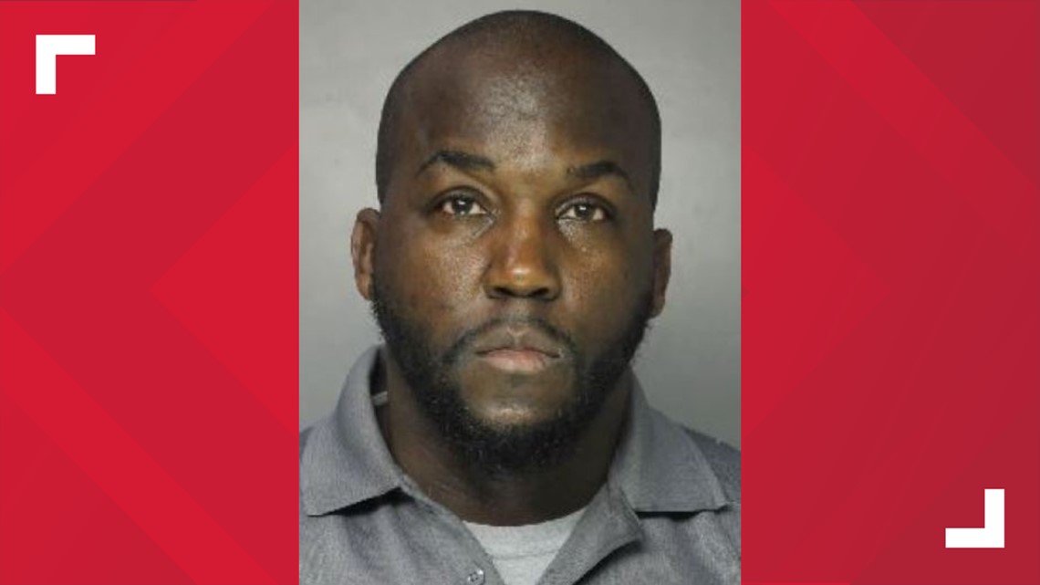 Fake 'Fugitive Recovery Agent' arrested in Harrisburg | fox43.com