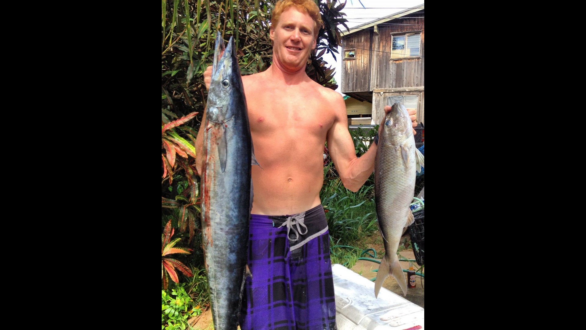 Experienced Surfer missing after wiping out on 20-foot North Shore wave ...