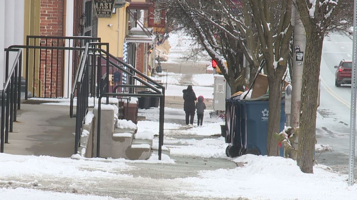 Pa. residents struggle for shelter as first snow strikes | fox43.com