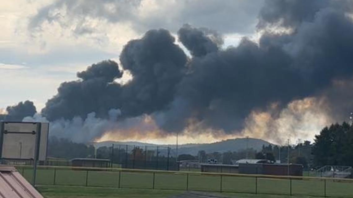 Large mulch fire spreading in York County | fox43.com