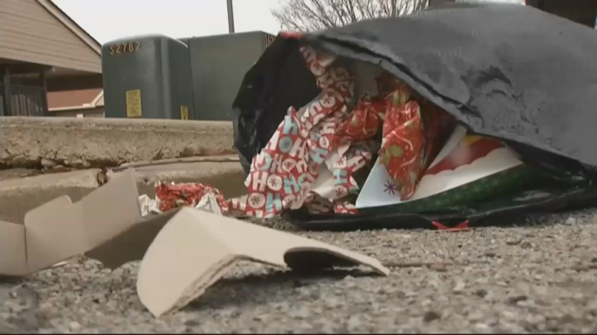 Environmentalist offers tips for getting rid of holiday waste | fox43.com