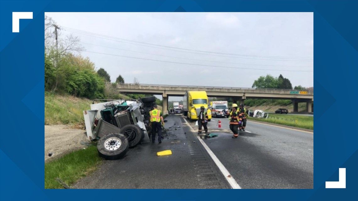 Crash closes southbound lanes of Route 222 in Lancaster County | fox43.com