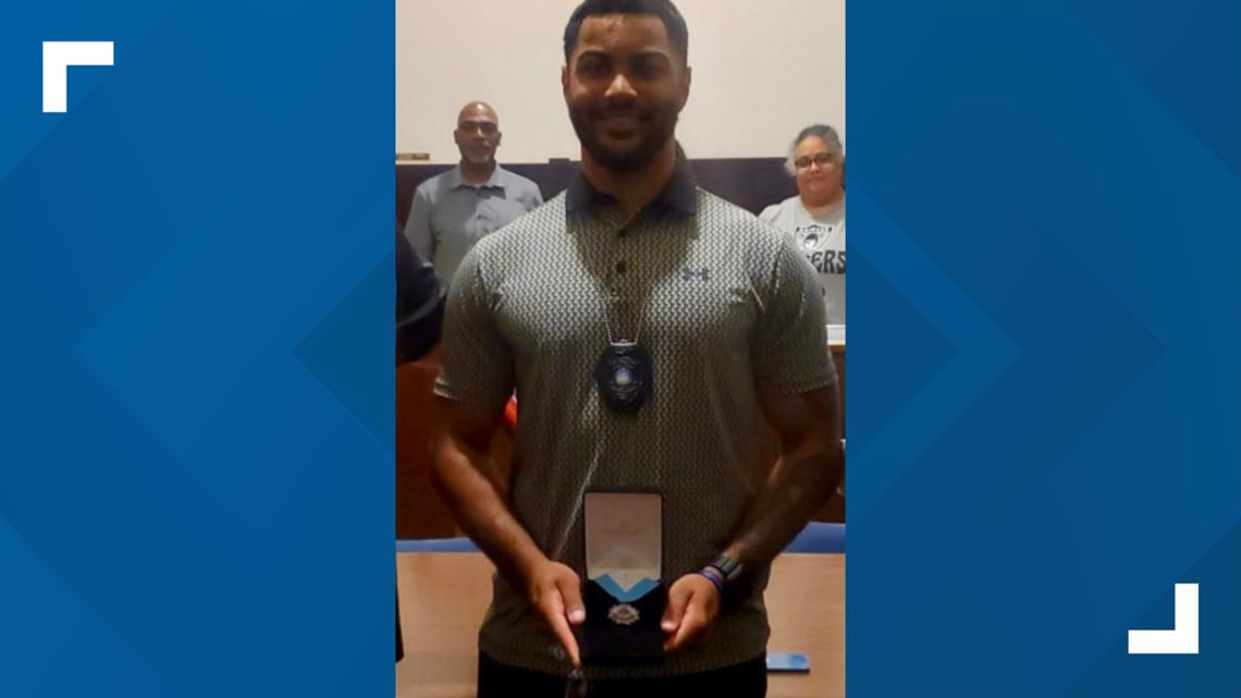 Steelton Police officer awarded Medal of Valor | fox43.com