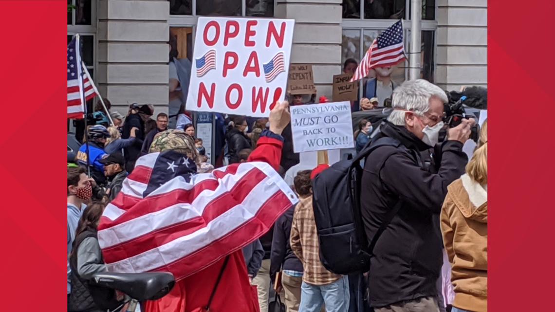 Protesters hold Stand Up to End the Shutdown at State Capitol | fox43.com