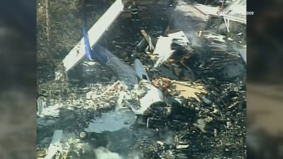 Remembering America's last deadly commercial plane crash 16 years later ...