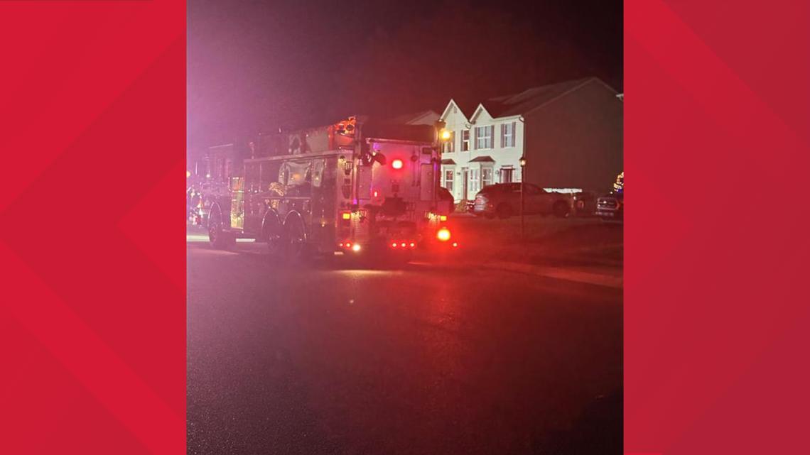 Firefighter sustains minor injuries after house fire in Adams County ...