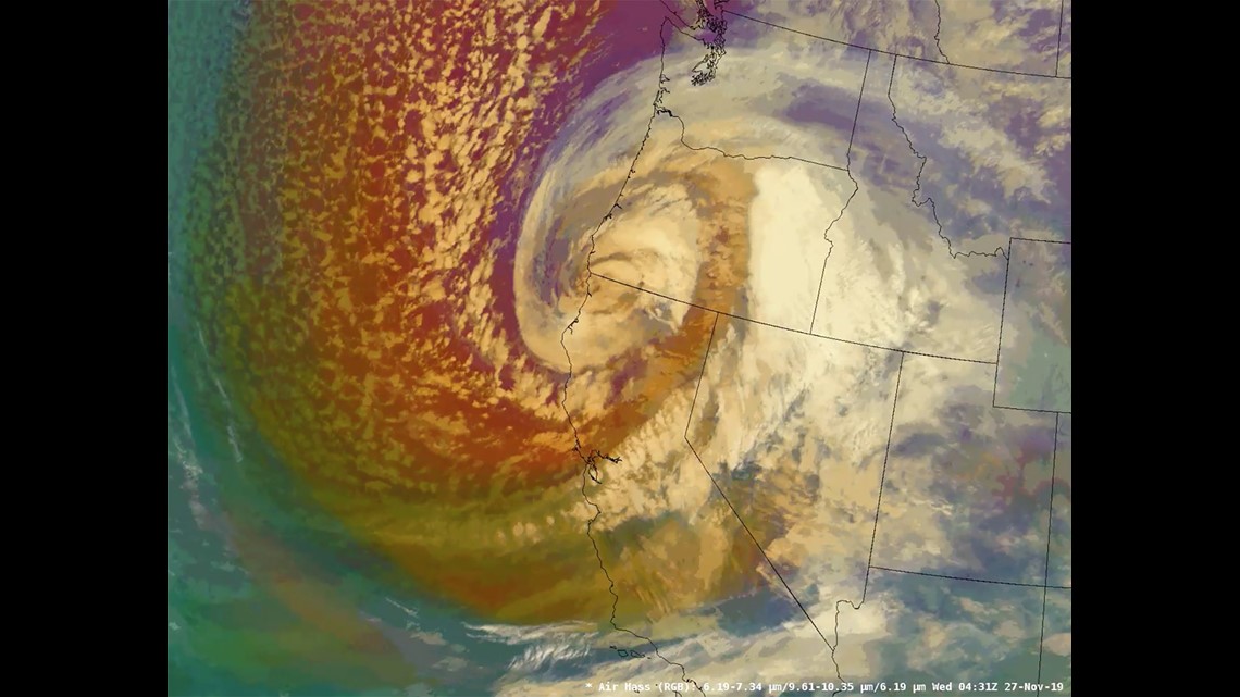 Monster 75-foot wave recorded off West Coast during bomb cyclone ...
