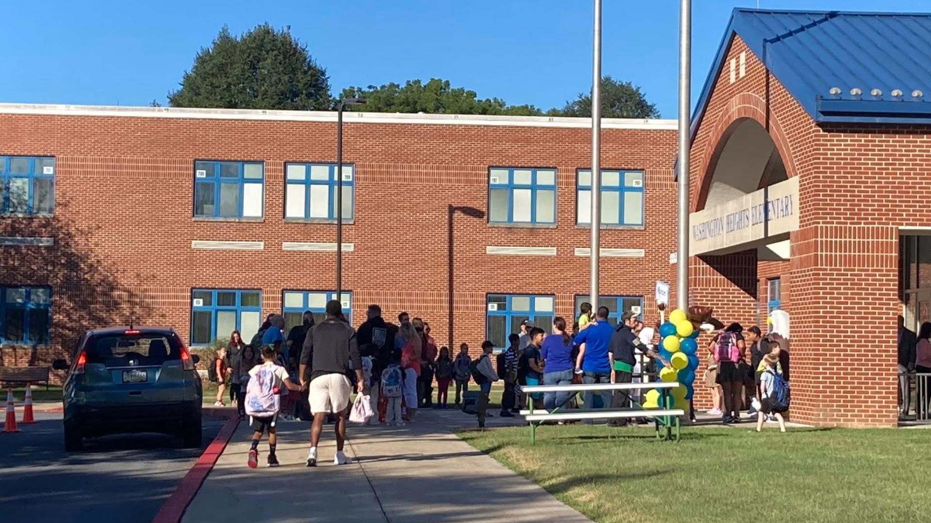 West Shore School District welcomes students back | fox43.com