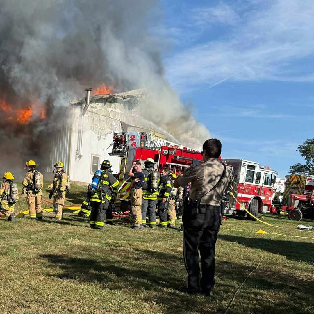 Crews tackle two-alarm barn fire in Lancaster County | fox43.com