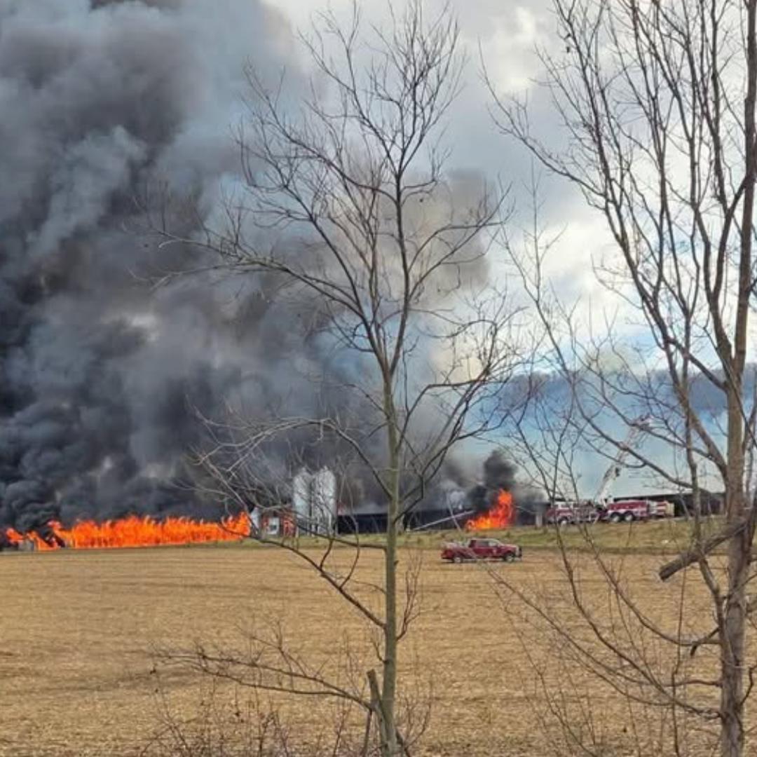 Crews respond to 3-alarm fire at chicken barn in Juniata County | fox43.com