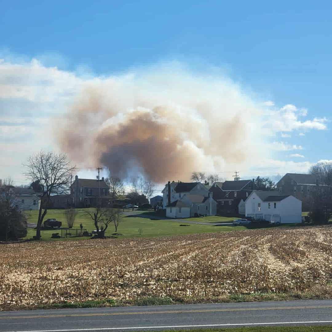 Fire on Winterstown Road quickly spreads into surrounding area | fox43.com