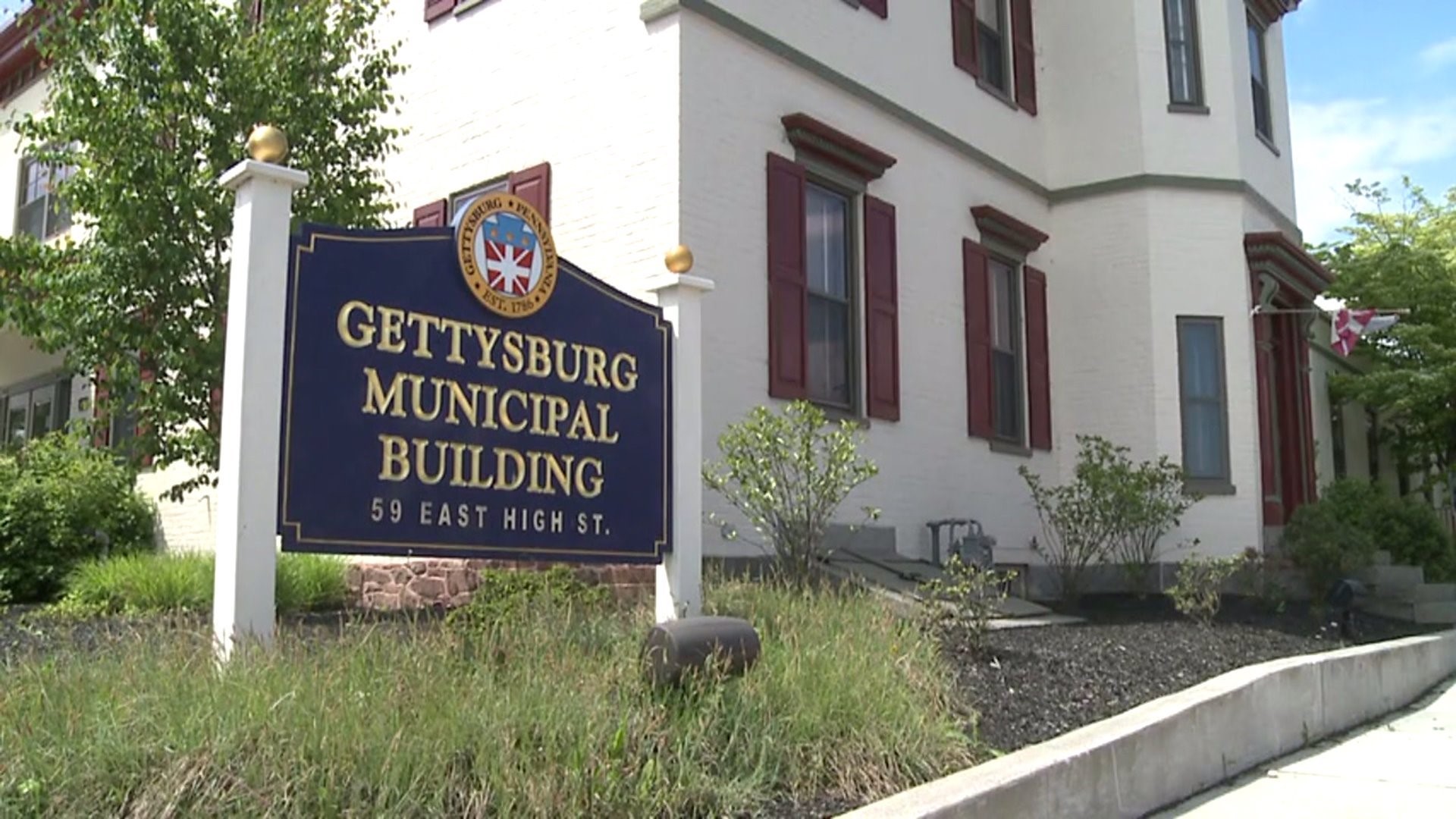 Gettysburg Police searching for suspect impersonating officer | fox43.com