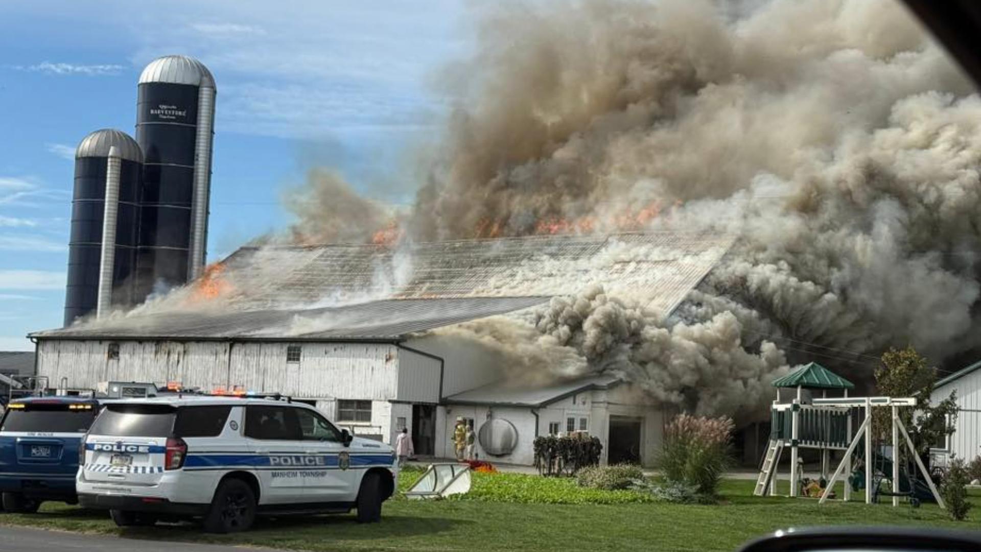 Barn fire erupts in Lancaster County | fox43.com