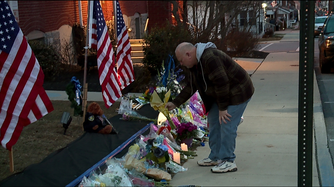 York County residents remember Officer Andrew Duarte | fox43.com