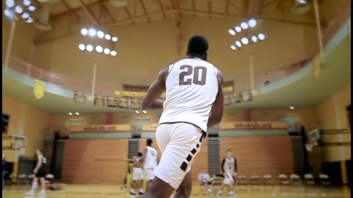 On the court or in the lab, Nathaniel Boyd drives for success | fox43.com